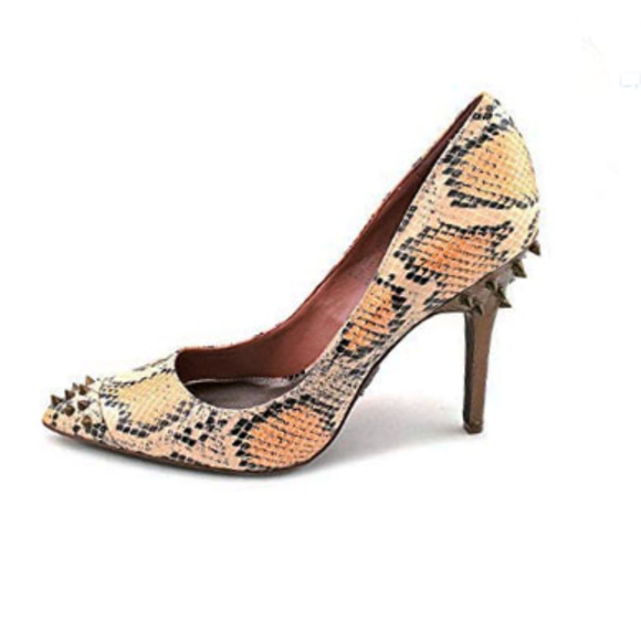 RACHEL Rachel Roy | Shoes | Rachel Roy Miyang Pointed Toe Classic Pumps ...